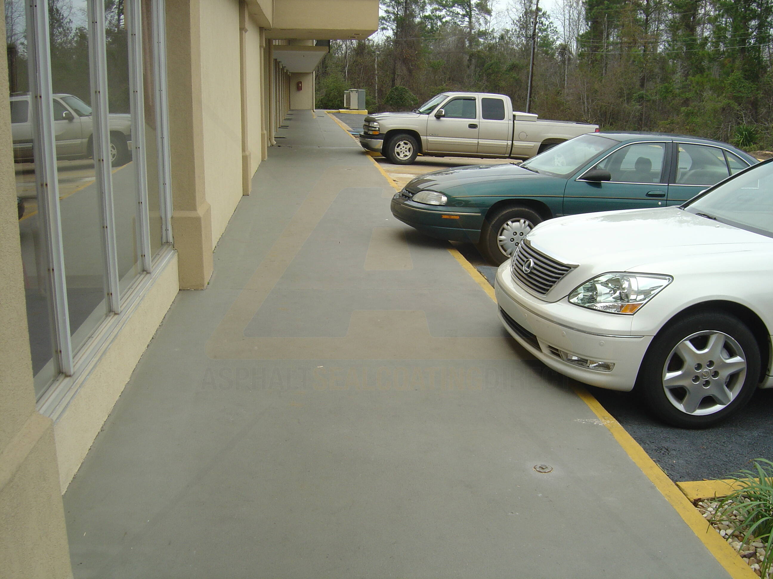 5 Gallon DeFENDER Aggregate Solvent Based Concrete Overlay Paint For ...