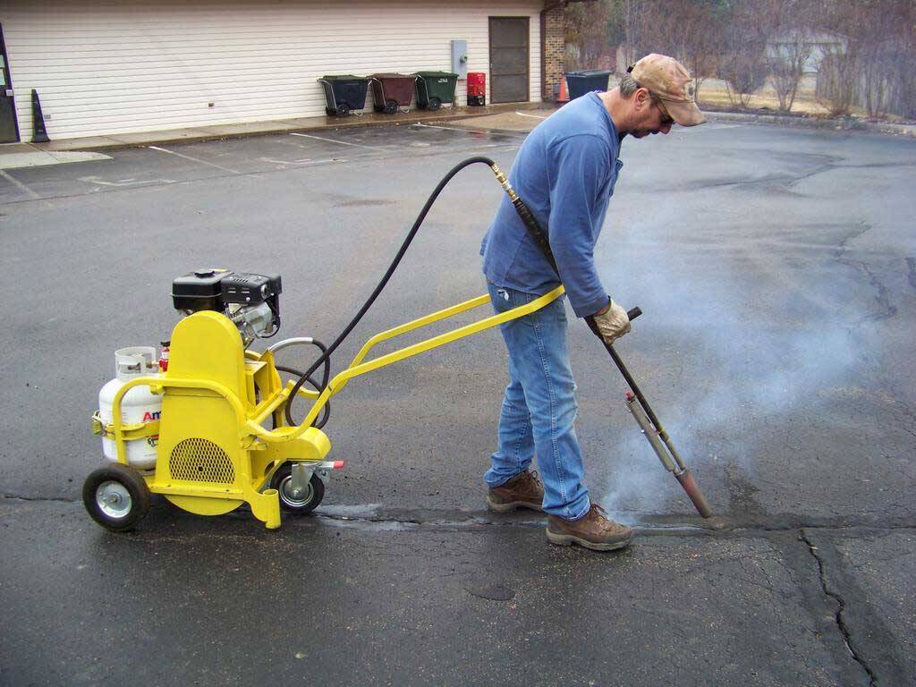 HotShot 2800 Pro Asphalt Crack Heat Lance For Sale | Asphalt ...