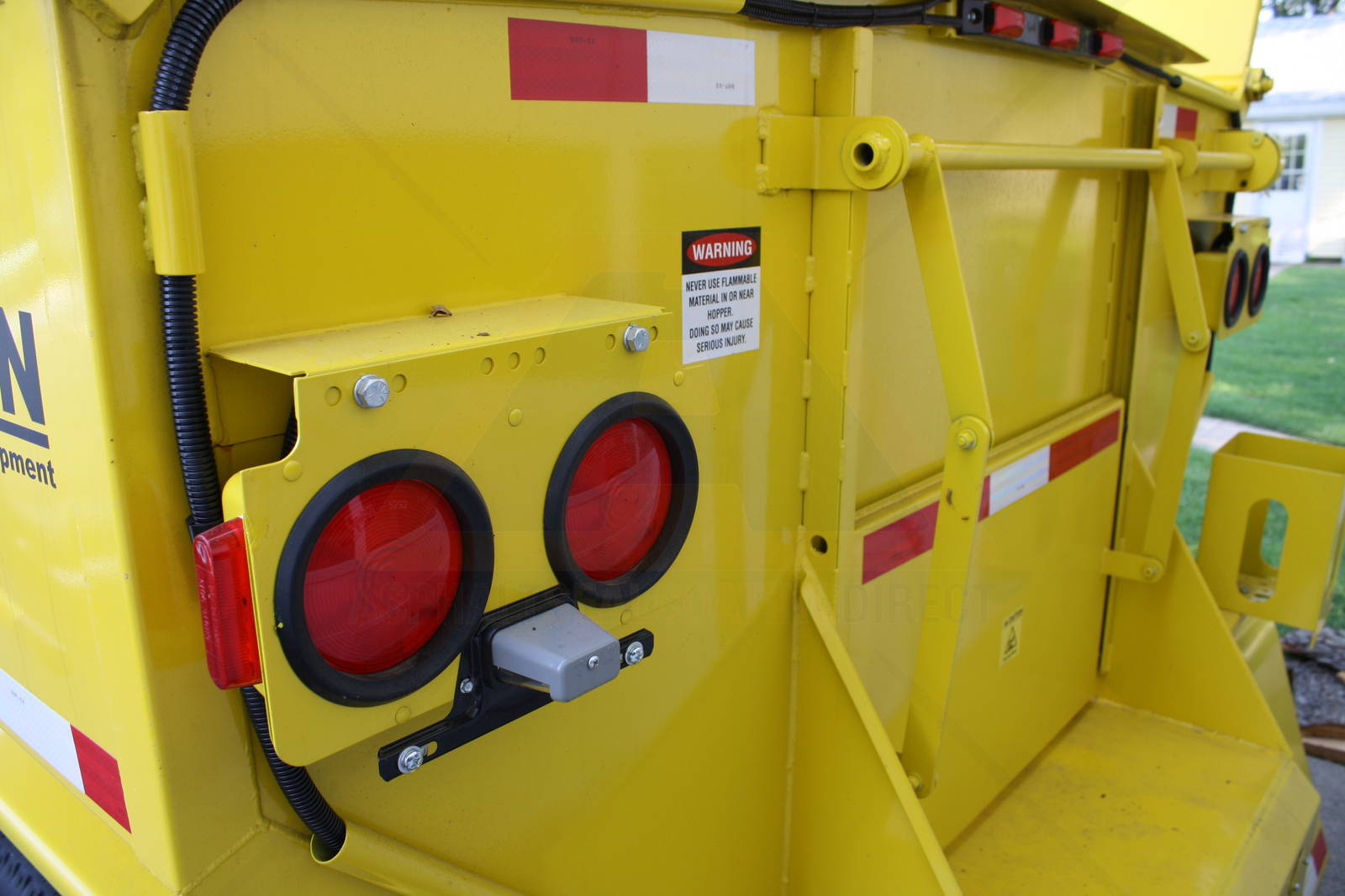 Falco 4 Ton Asphalt Hot Box Trailer for Hot or Cold Patch Asphalt For ...