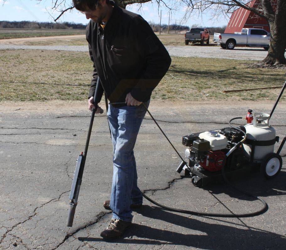 HotShot2800 Jr. Crack Sealing Heat Lance For Sale | Asphalt Sealcoating ...